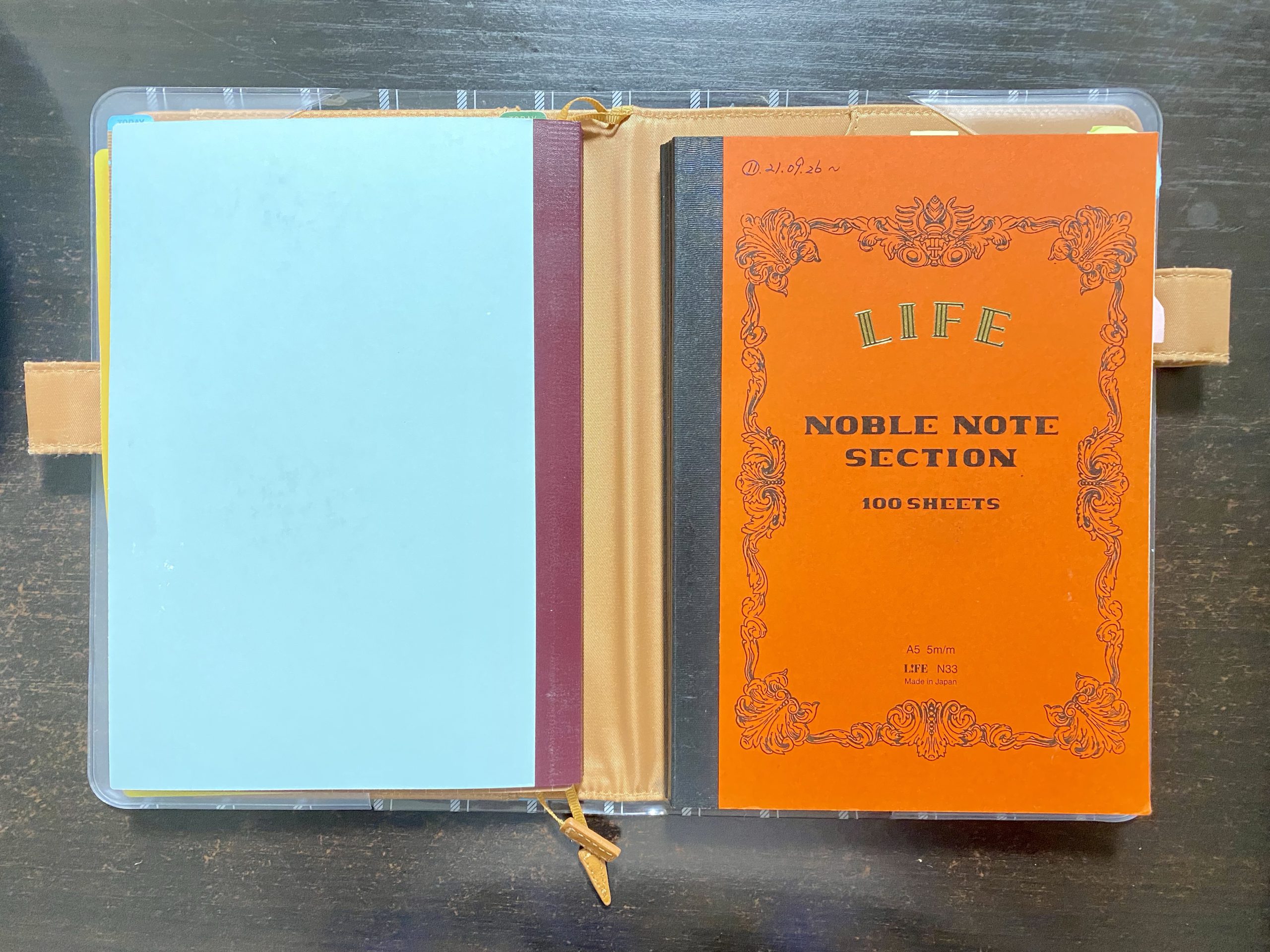 ほぼ日手帳を使っています | Hibi no Mono ya Koto